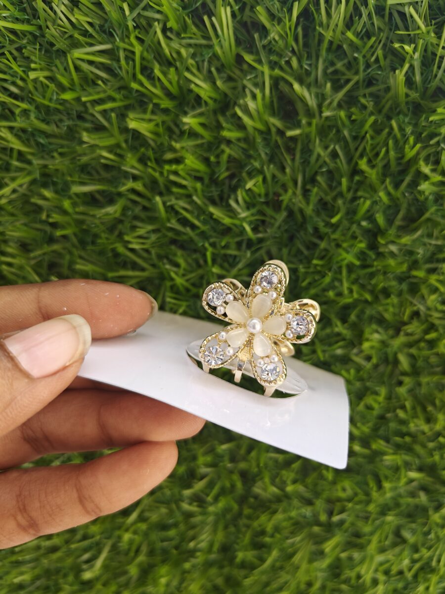 Flower Clutcher – SPB Elegant